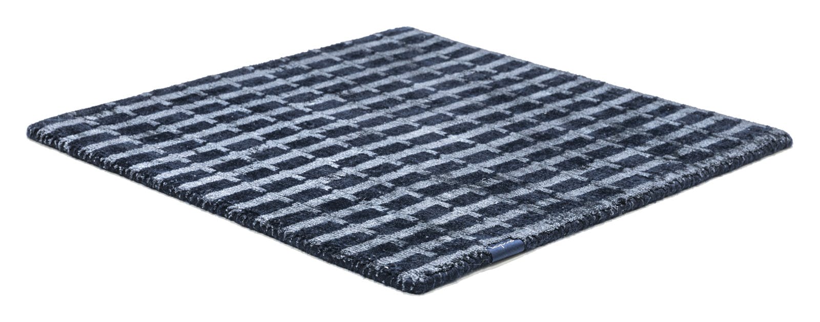 THE LOFT / Sequence | kymo | contemporary rugs from Germany